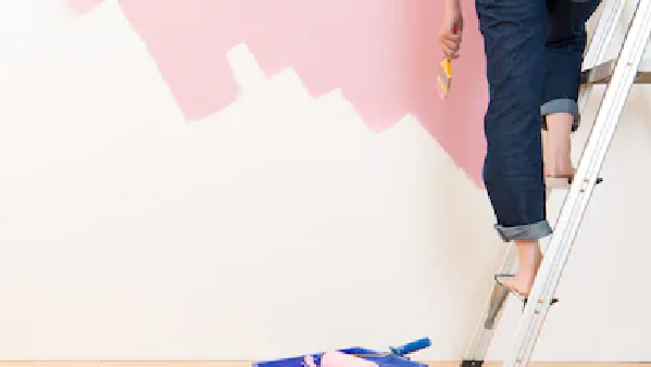 Causes of Cracking and Flaking Paint and Why It's an Issue